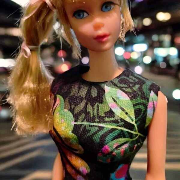 Trench Setter Hankie Chic Pattern Vintage Style Dress, Split Sleeve ...