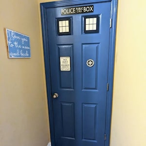 Police Box Door Sign 9.5 X 7 In. black and White 3d Printed - Etsy