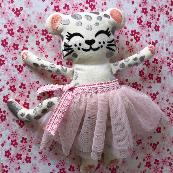 Pretty Leopards 2 Different Types ITH Embroidery in the Hoop Machine ...