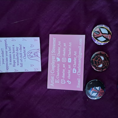 Resident Evil 4 Remake Inspired Badges 32mm - Etsy