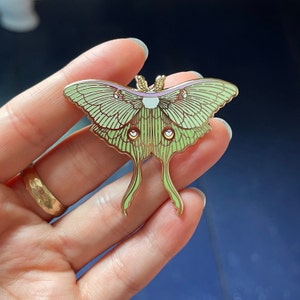 Luna Moth Enamel Pin - Etsy