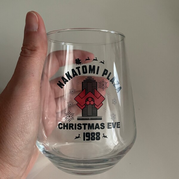 Holly Heist Santa Beer Pint Glass, Craft Beer Gift Barware, Secret ...