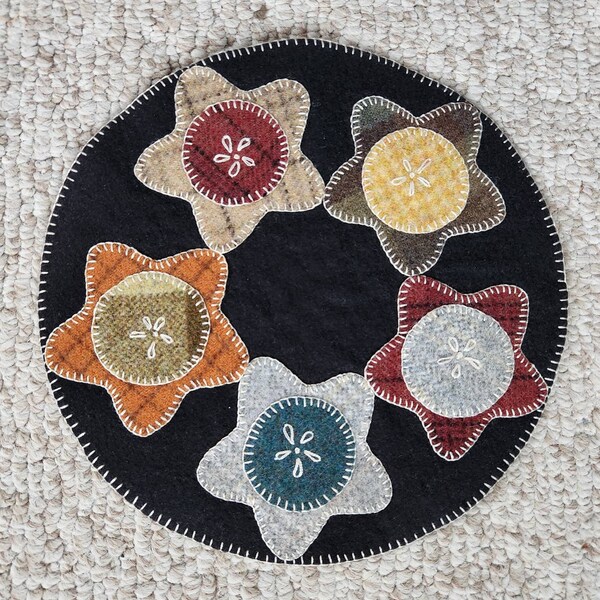 Penny Rug KIT- Pre-cut Wool Applique Kit - Molly's Kitten - Etsy