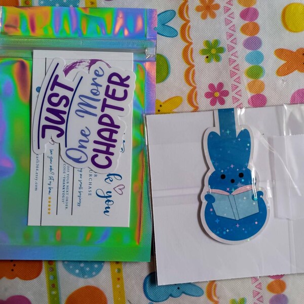 Reading Peep Magnetic Bookmark | Holographic Design | Perfect Easter ...