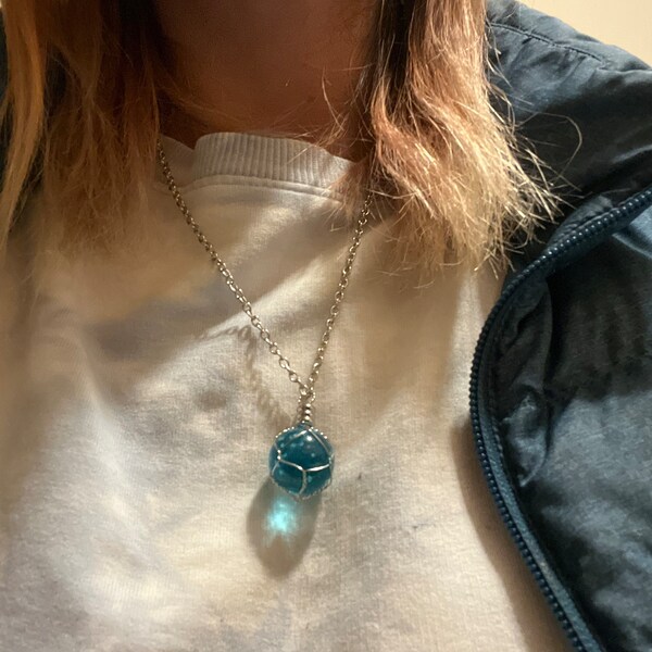 FFVII Glowing Holy Materia Necklace - Final Fantasy VII Inspired Glow ...