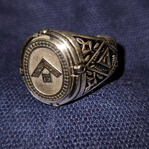 Past Master Masonic Ring, Mason Ring, Master Mason Signet Ring, Custom ...