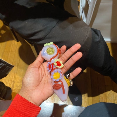 Flower Glass Pipe Glow in Dark Glass Pipe Beautiful Aesthetic Pipe ...