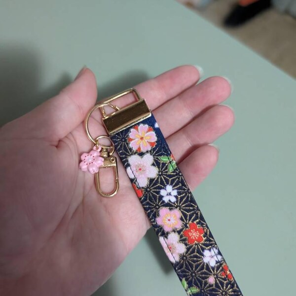 Vintage Kimono Key Fob, Blue Floral, Wrist Strap, Wristlet, Keychain ...