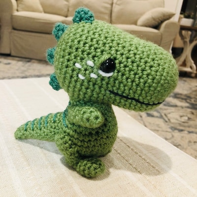 PATTERN: Viktor the Velociraptor Crochet Raptor Pattern Amigurumi ...