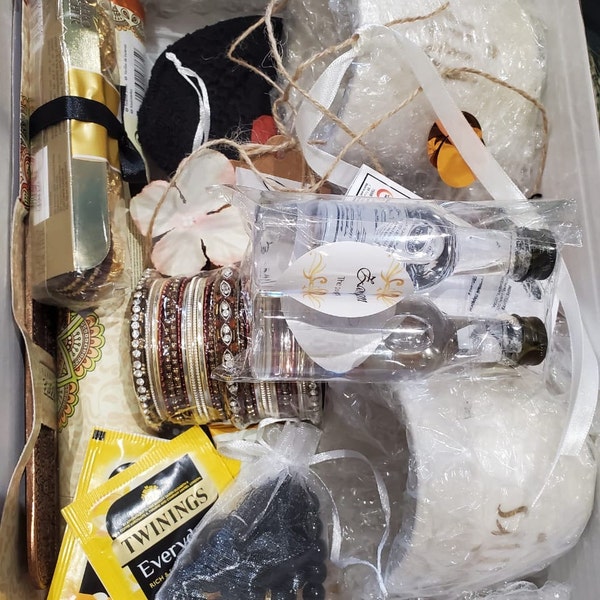 Luxury Bride and Groom Gift/couples Gift/wedding Hamper/pamper Hamper ...