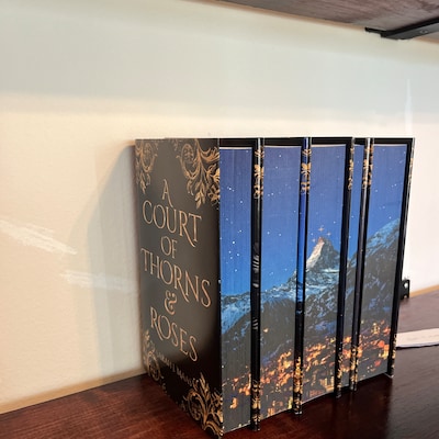 ACOTAR Velaris Special Edition Book Set A Court of Thorns and Roses, ACOTAR Books, ACOTAR Merch ...
