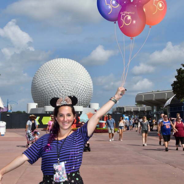 Snack Around the World Passport Lanyard, Kid Friendly Epcot Snacking ...