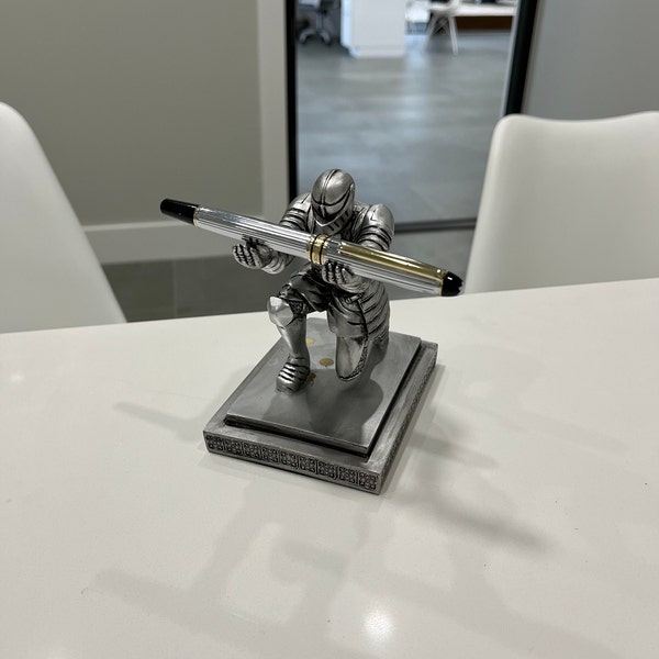 Executive Knight Pen Holder - Decorative Resin Pen Holders Desktop ...