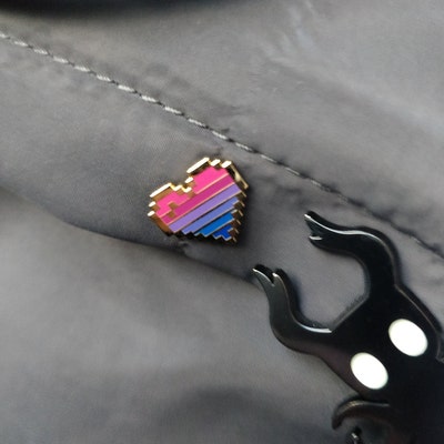 Bisexual Pixel Heart Pin Subtle Bi Pride Flag Accessory Gift Queer LGBT ...