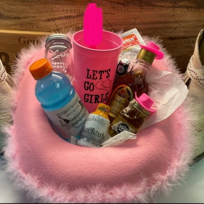 Lets Go Girls Party Cups Bachelorette Party Cups Last Rodeo - Etsy