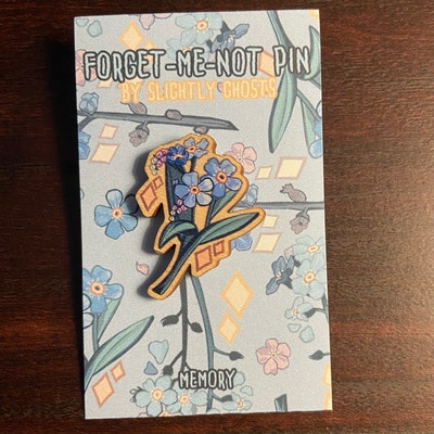 Forget-me-not Pin Cute Wooden Floral Aesthetic Pin Badge - Etsy