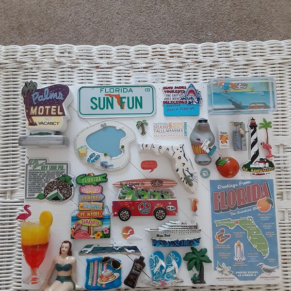 Vintage Blue Ridge Pottery Rooster and Hen Salt and Pepper Shakers ...