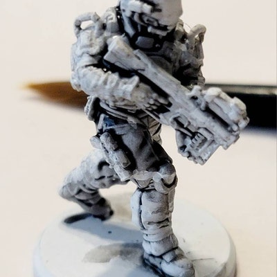 Female Marine Smart Gunner Riya Hanna 32mm Scale Alien Miniature RPG ...