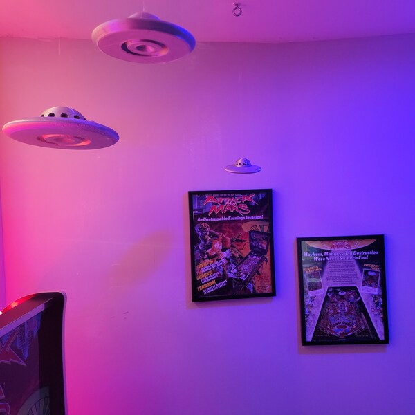 Flying Saucer Spaceship - UFO - UAP - Alien Craft - Collectible or ...