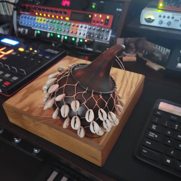 Shekere Cowrie Shell Rattle //jabara, Axatse, Netted Cowrie Shell Gourd ...