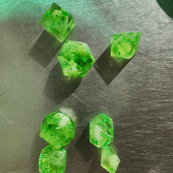 Quantum Candy Irridescent Pink Opal Sharp Edge Dnd Dice Set - Etsy