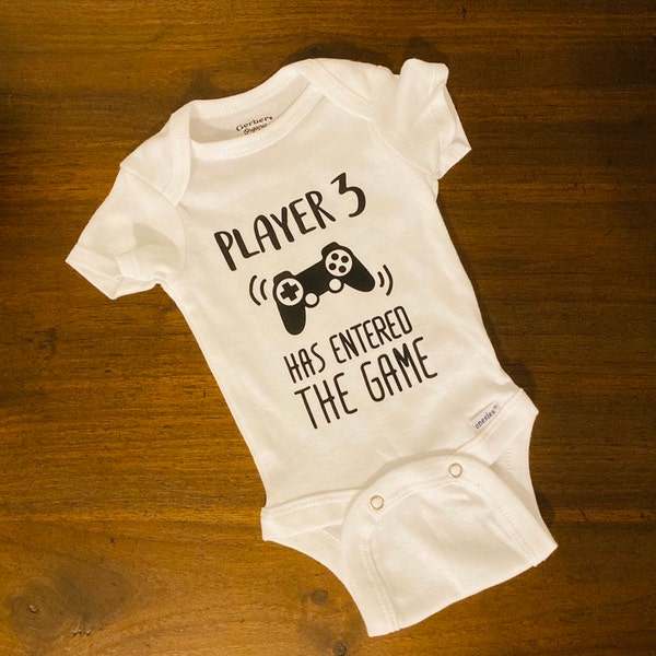 Player 3 Has Entered the Game, Funny Video Gamer New Baby Newborn Fun ...