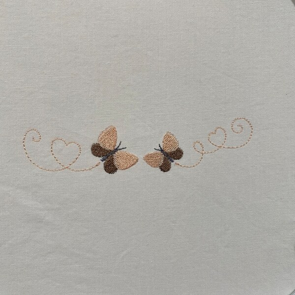 Butterfly Heart Border--4 Sizes--machine Embroidery Design--instant ...