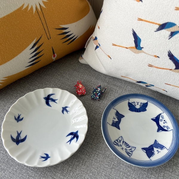 Otter Chopstick Rest: Cutlery Rest, Brush Holder, Pen Rest, Miniature ...