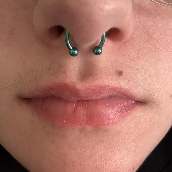 Half DARK PURPLE / SILVER 4G, 5G, 6G, 7G, 8G, 10G, or 12G Anodized Astm ...