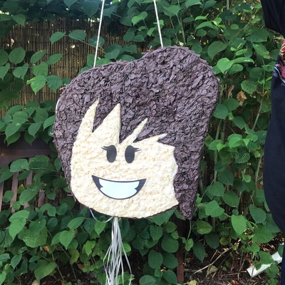 Roblox Girl Pinata, Roblox Girl Theme Party, Roblox Party Supplies - Etsy