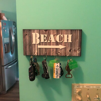 Beach House Key Holder for Wall Beach Sign With Arrow - Etsy