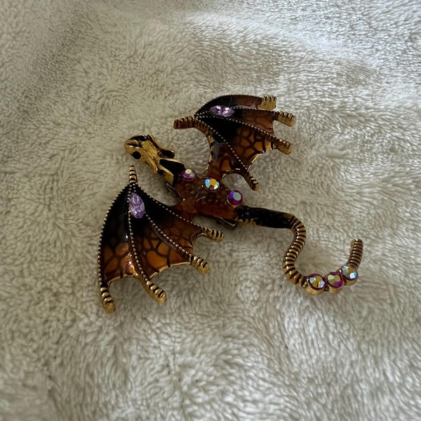 Dragon Magnet Repurposed Jewelry Dragon Decor Kitchen Magnet Office ...