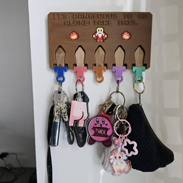 Legend of Zelda, Zelda Key Holder, Gift Ideas, Gaming Gadgets, 8bit ...