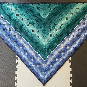 Victoria's German Shells Shawl Pattern / PDF Instant Download / Crochet ...