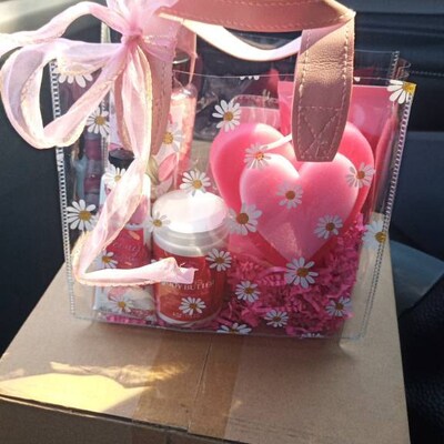 7 Oz Handmade Soy Candle and Wax Sachet Gift Box Mothers Day Candle ...