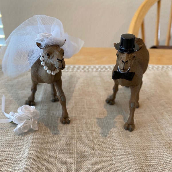 Camel Cake Topper, Wedding-animal-bride-groom-desert-unique-funny-camel ...