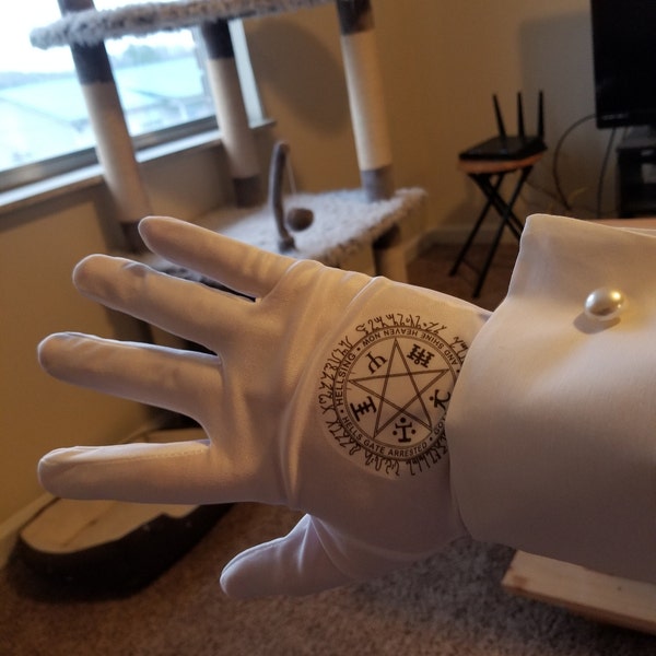 White Gloves for Your Hellsing Cosplay. Alucard, Alexander Anderson ...