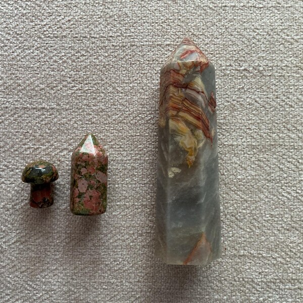 Labrador Dog Shaped Crystal Carvings | Dog Crystals | Crystal Animals ...