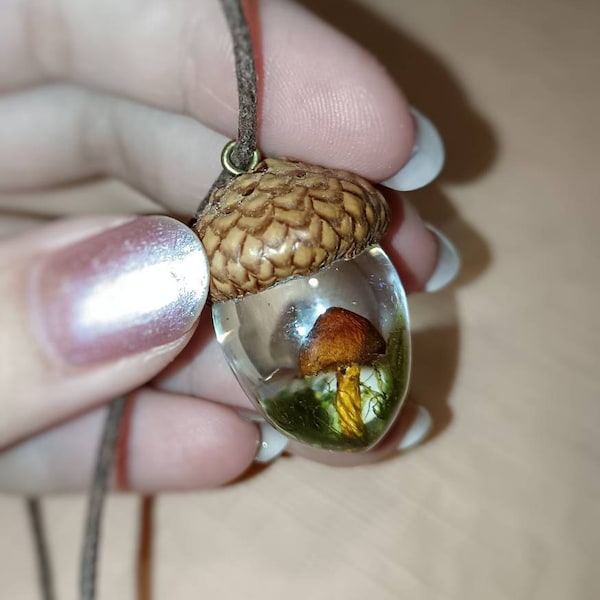 Natur Pendant, Botanic Pendant, Acorn Pendant, Acorn Mushroom and Moss ...