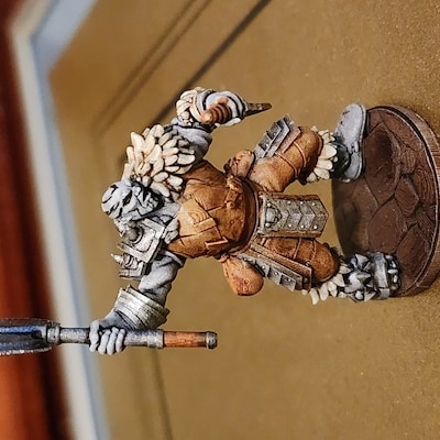 Orc Orog / Half-orc Fighter Barbarian DND Resin 28mm Scale Dungeons ...