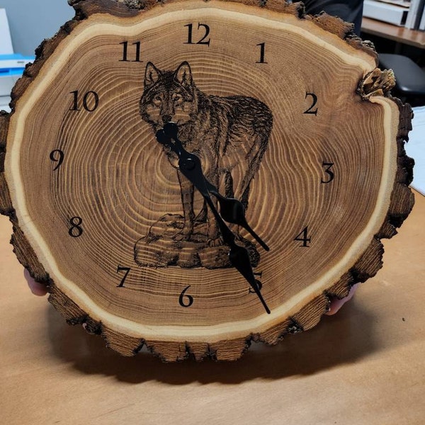 Mule Deer Clock Deer Hunting Art Engraved Wood Clock Hunting Gift ...