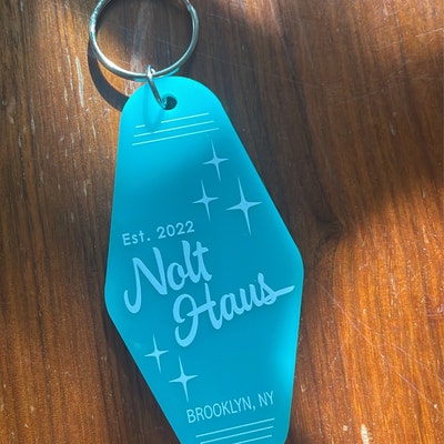 Bulk Personalized Motel Keychain // Bridesmaids Bachelorette Keychains ...