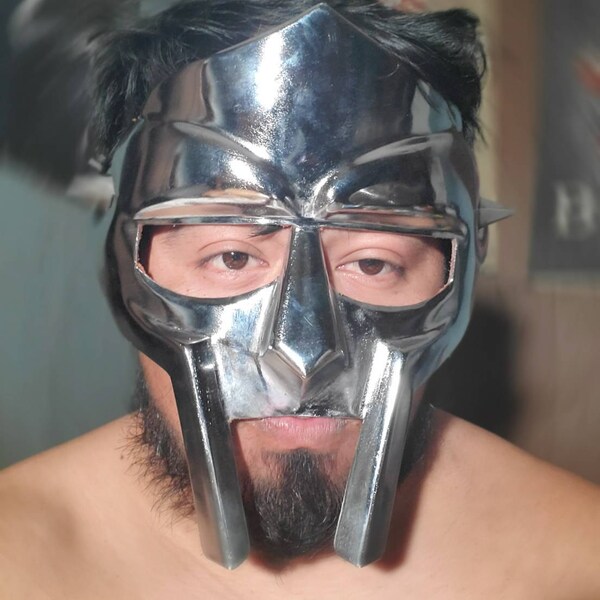 Maximus Gladiator Helmet Russell Crowe's Helmet for Cosplay Prop ...