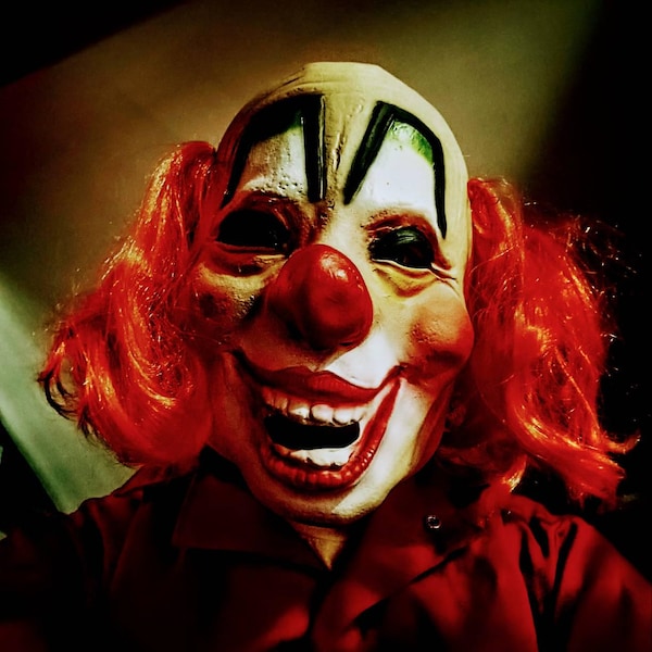 Vintage Saw Movie Prop PU, Bloody Hand Saw Horror Sawtooth Blade ...