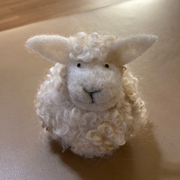 Sheep Needle Felting Kit for Beginners - DIY Wool Craft Kit - Perfect ...