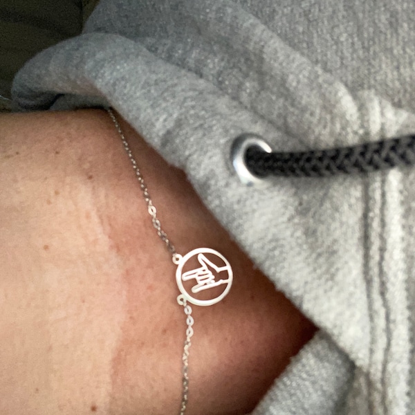 Hand Gesture Necklace - Sign Language Necklace - Peace Sign - Heart ...