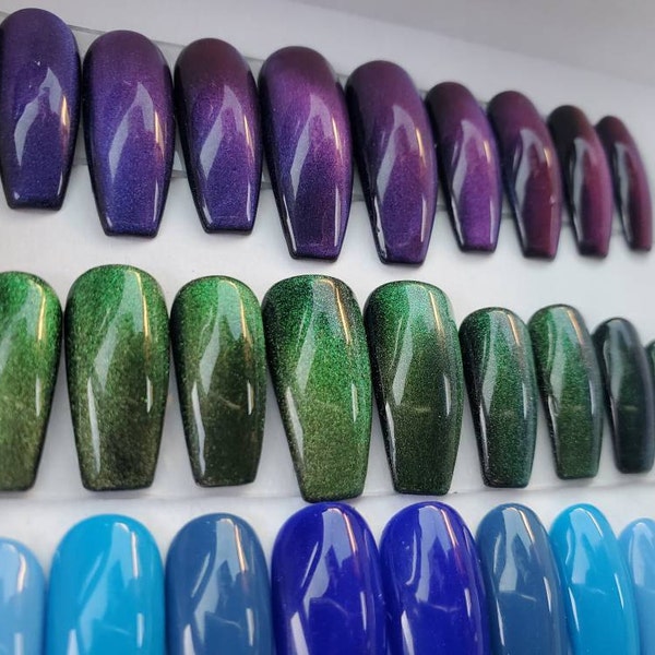 COVEN | Green Color Shifting Cat Eye Velvet Press on Nails | Witchy ...