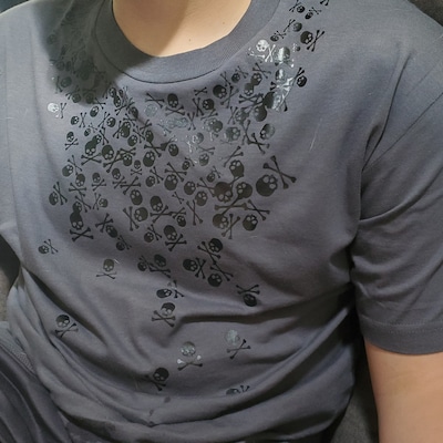 Noctis Skulls T-shirt Bold, Edgy, and Unique Final Fantasy Noctis Shirt ...