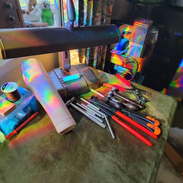 Rainbow Window Do-it-yourself Suncatcher - Diffraction Grating Film ...