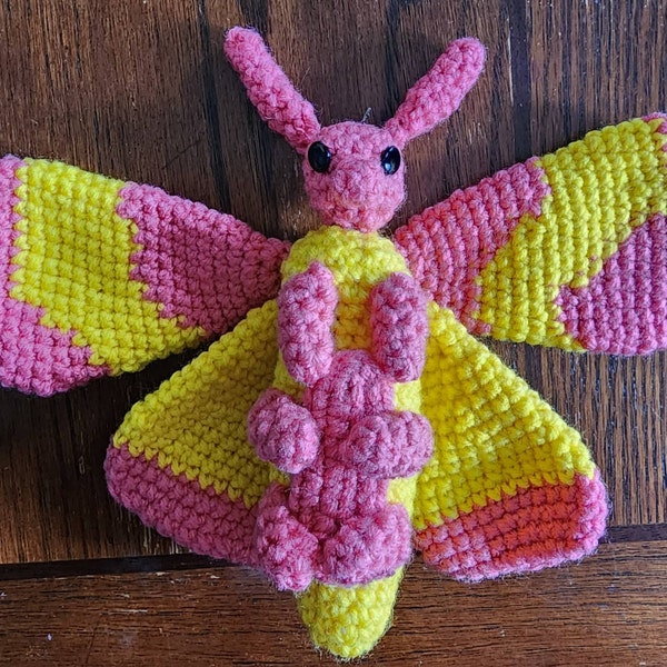 Rosy Maple Moth Crochet Pattern ~ Amigurumi PDF Patterns ~ ENGLISH ...